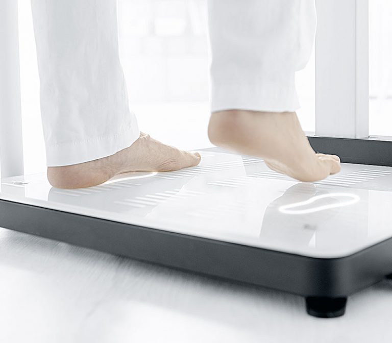 seca mBCA 555 medical Body Composition Analyzer | KS Medizintechnik